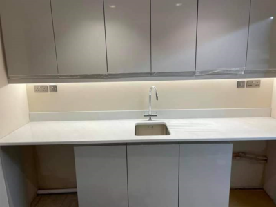 Solid Surface | Mr Kitchen Worktop Fitter