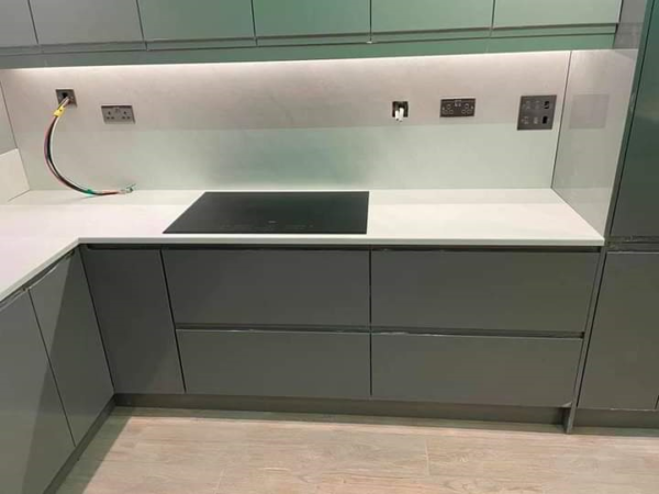 Solid Surface | Mr Kitchen Worktop Fitter