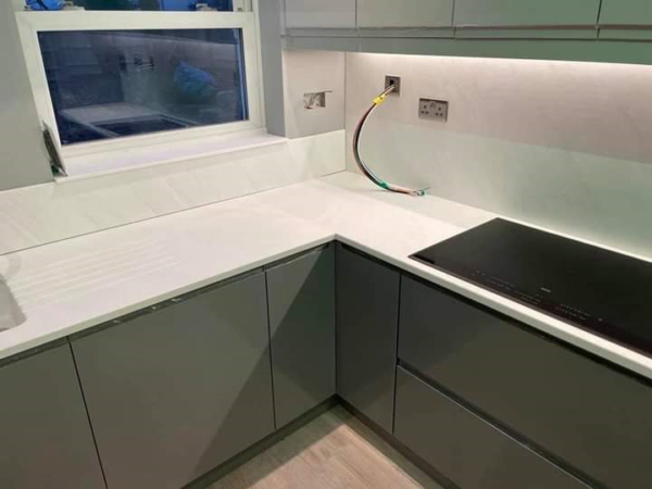 Solid Surface | Mr Kitchen Worktop Fitter