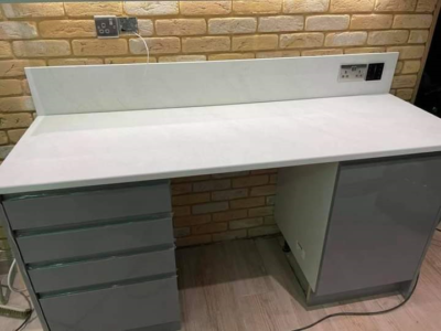 Solid Surface | Mr Kitchen Worktop Fitter