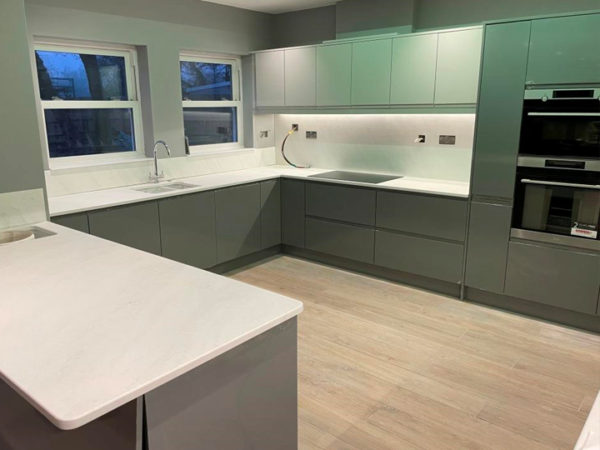 Solid Surface | Mr Kitchen Worktop Fitter