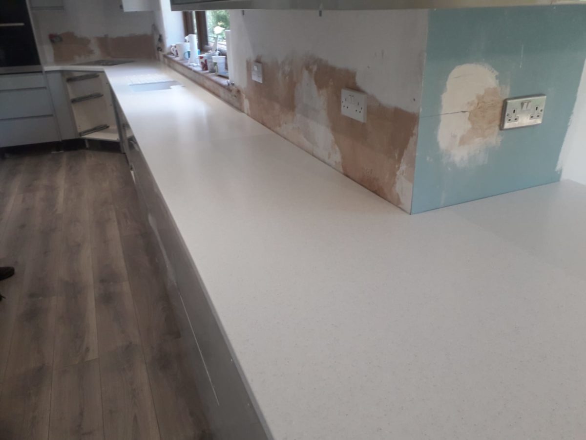 Solid Surface | Mr Kitchen Worktop Fitter