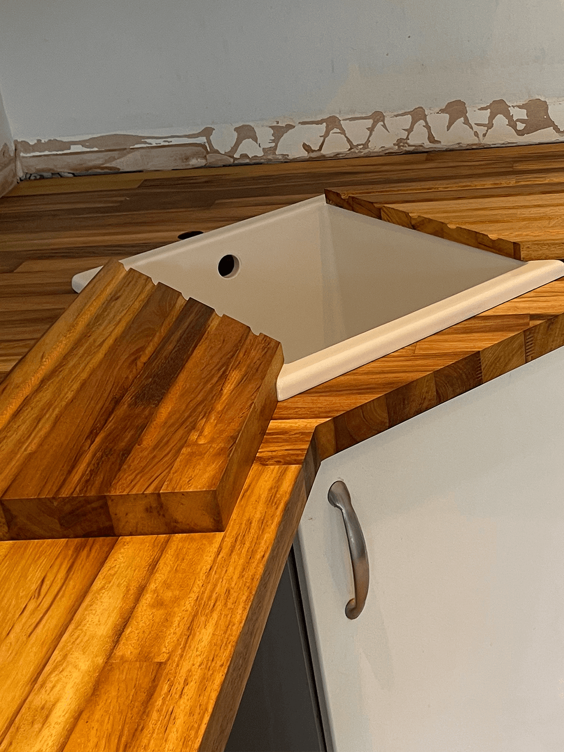 Solid Wood | Mr Kitchen Worktop Fitter