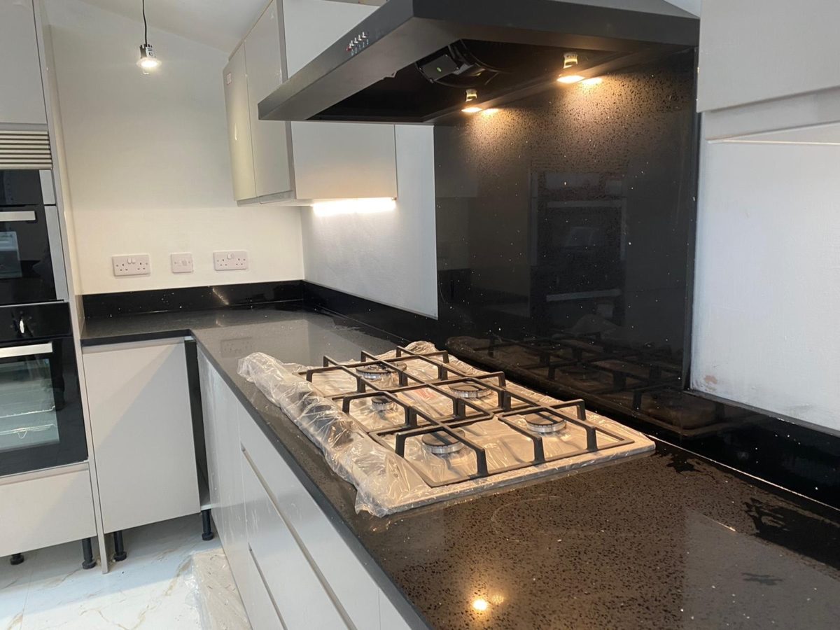 Quartz Worktops | Premium Kitchen Worktops Quartz Installation UK